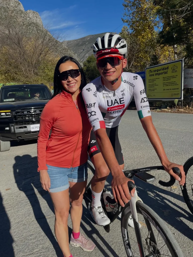 Isaac del Toro rueda por Nuevo León