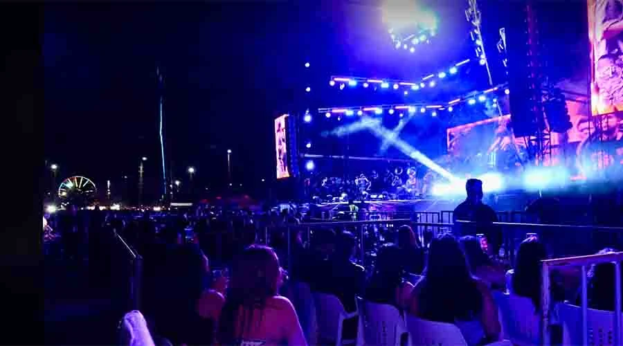 Gabito Ballesteros conquista la Feria de Río Bravo
