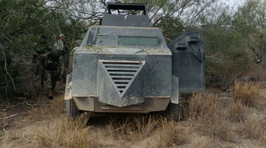 Asegura Ejército Mexicano vehículos blindados y armamento en Tamaulipas